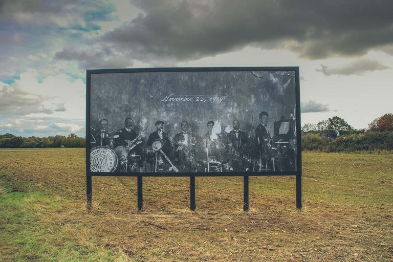 Coldplay: Everyday Life - BUILDHOLLYWOOD