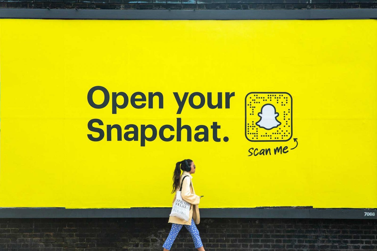 Snapchat - BUILDHOLLYWOOD