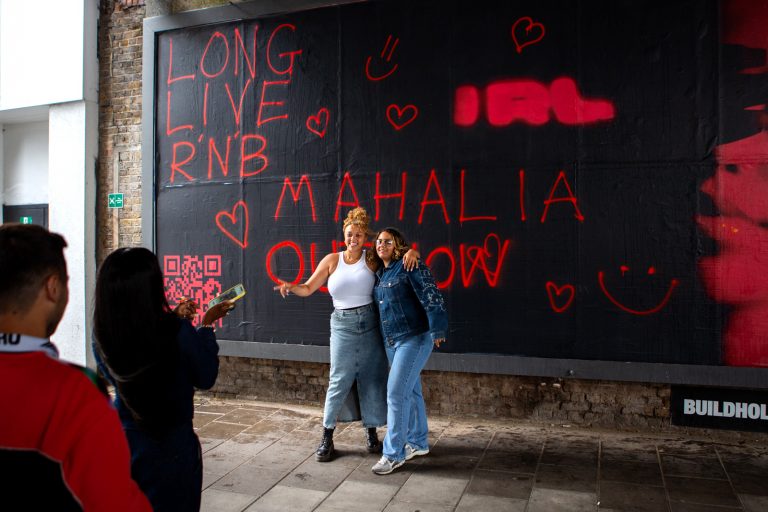 Mahalia: IRL - BUILDHOLLYWOOD